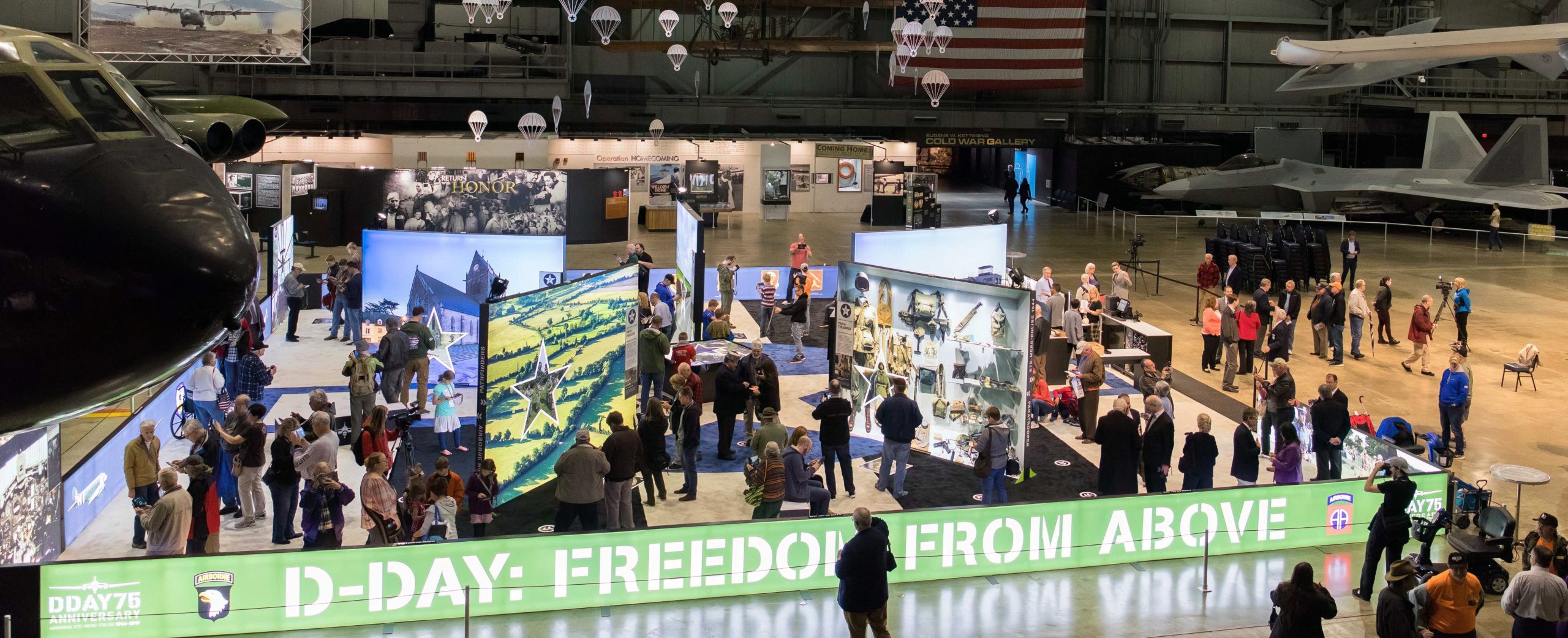D-Day: Freedom from Above - Teo, All about touring exhibitions